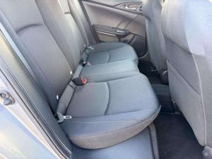 Pelēks Honda Civic 2018 Viļņa, ar dzinēja tilpumu 0.99 L un nobraukumu 137 tūkst. km par 10950 €, foto 18 vietnē AUTOMOTO.COM.LV