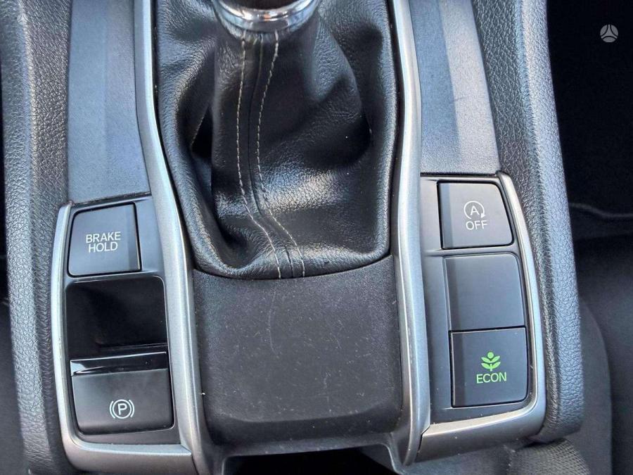 Pelēks Honda Civic 2018 Viļņa, ar dzinēja tilpumu 0.99 L un nobraukumu 137 tūkst. km par 10950 €, foto 37 vietnē AUTOMOTO.COM.LV