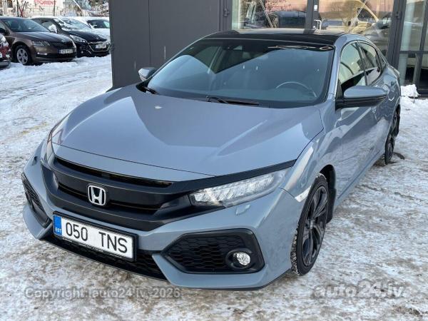 Grey Honda Civic 2019 in Tartu, with an engine capacity of 1.60 L and mileage of 119 thousand km for 14990 €, photo 1 on AUTOMOTO.COM.LV