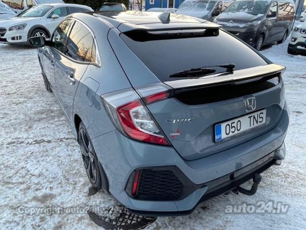 Grey Honda Civic 2019 in Tartu, with an engine capacity of 1.60 L and mileage of 119 thousand km for 14990 €, photo 4 on AUTOMOTO.COM.LV