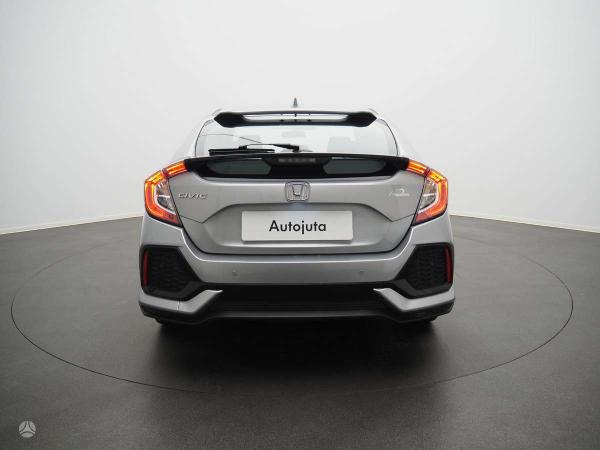 Grey Honda Civic 2019 in Vilnius, with an engine capacity of 0.99 L and mileage of 69 thousand km for 11900 €, photo 5 on AUTOMOTO.COM.LV