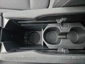 Серый Хонда Цивик 2019 в Таллин, объемом двигателя 1.60 л и пробегом 118 тыс. км за 17500 €, фото 15 на AUTOMOTO.COM.LV