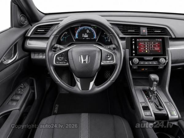 Grey Honda Civic 2019 in Tallinn, with an engine capacity of 1.00 L and mileage of 102 thousand km for 13490 €, photo 7 on AUTOMOTO.COM.LV