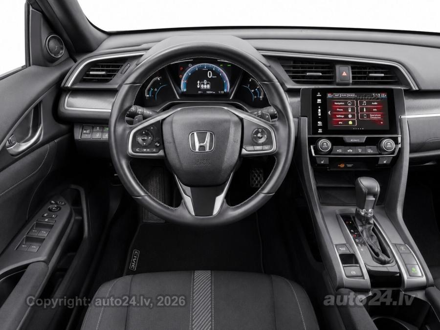 Grey Honda Civic 2019 in Tallinn, with an engine capacity of 1.00 L and mileage of 102 thousand km for 13490 €, photo 8 on AUTOMOTO.COM.LV
