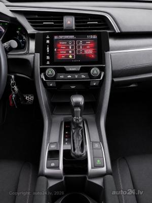 Grey Honda Civic 2019 in Tallinn, with an engine capacity of 1.00 L and mileage of 102 thousand km for 13490 €, photo 10 on AUTOMOTO.COM.LV