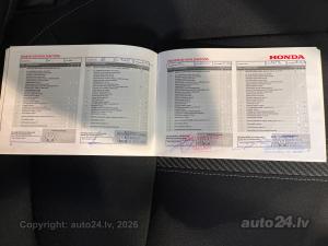 Grey Honda Civic 2019 in Tallinn, with an engine capacity of 1.00 L and mileage of 102 thousand km for 13490 €, photo 19 on AUTOMOTO.COM.LV