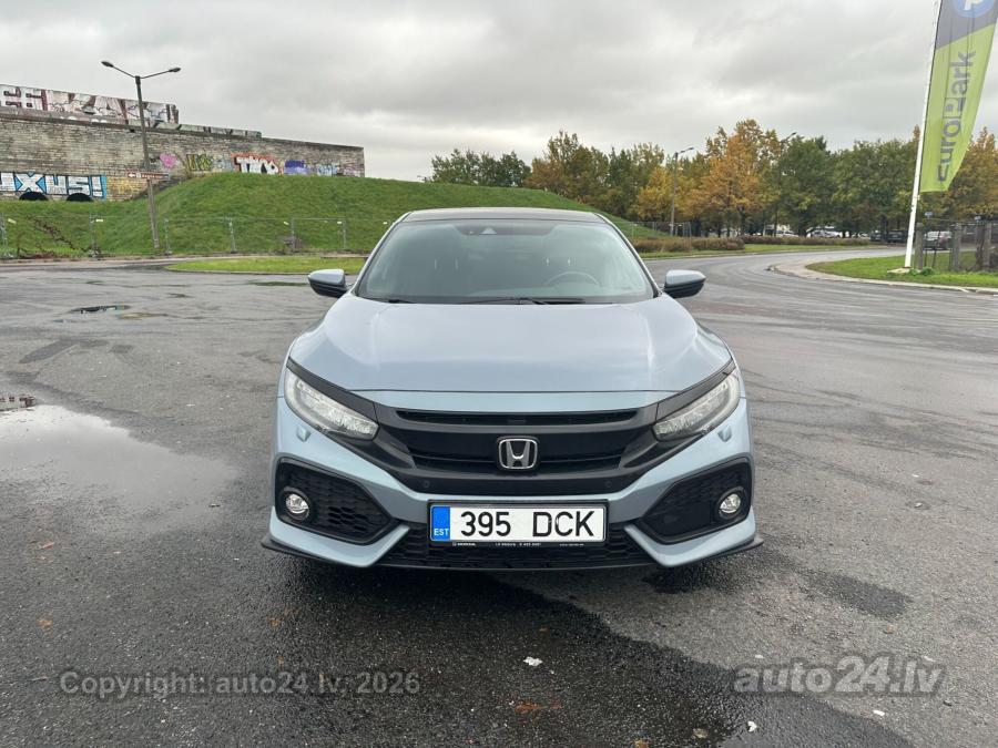 Pelēks Honda Civic 2019 Tallina, ar dzinēja tilpumu 1.50 L un nobraukumu 58 tūkst. km par 17900 €, foto 4 vietnē AUTOMOTO.COM.LV