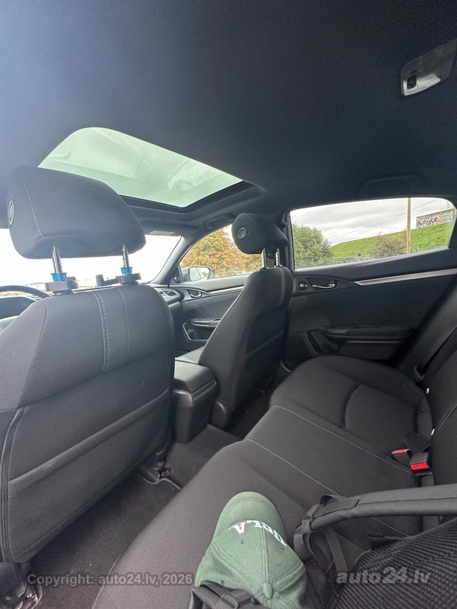Pelēks Honda Civic 2019 Tallina, ar dzinēja tilpumu 1.50 L un nobraukumu 58 tūkst. km par 17900 €, foto 11 vietnē AUTOMOTO.COM.LV