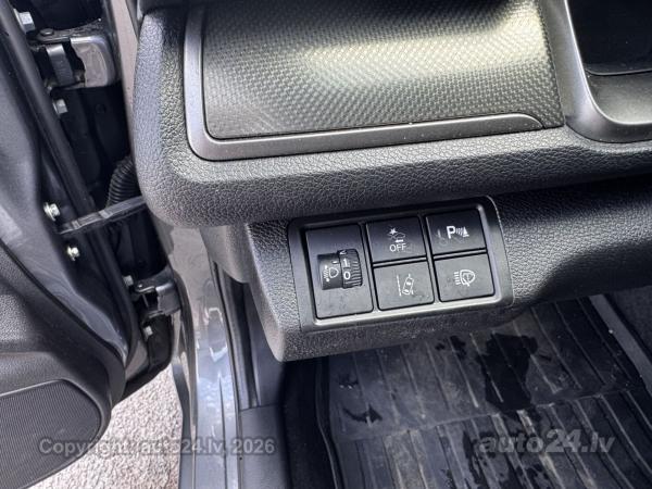 Pelēks Honda Civic 2020 Tallina, ar dzinēja tilpumu 1.00 L un nobraukumu 0 tūkst. km par 8900 €, foto 10 vietnē AUTOMOTO.COM.LV