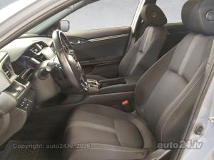 Grey Honda Civic 2020 in Tallinn, with an engine capacity of 0.00 L and mileage of 66 thousand km for 17990 €, photo 4 on AUTOMOTO.COM.LV