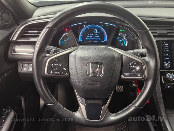 Pelēks Honda Civic 2020 Tallina, ar dzinēja tilpumu 0.00 L un nobraukumu 66 tūkst. km par 17990 €, foto 4 vietnē AUTOMOTO.COM.LV