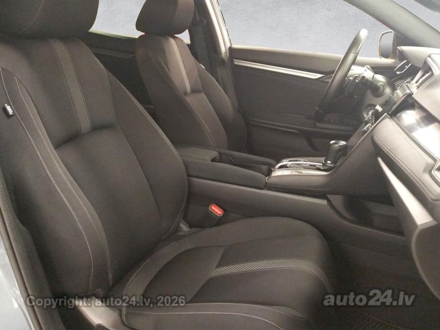Grey Honda Civic 2020 in Tallinn, with an engine capacity of 0.00 L and mileage of 66 thousand km for 17990 €, photo 7 on AUTOMOTO.COM.LV