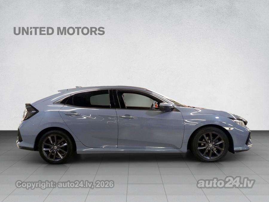 Grey Honda Civic 2020 in Tallinn, with an engine capacity of 0.00 L and mileage of 66 thousand km for 17990 €, photo 11 on AUTOMOTO.COM.LV