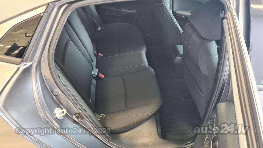 Grey Honda Civic 2020 in Tartu, with an engine capacity of 1.00 L and mileage of 174 thousand km for 11900 €, photo 8 on AUTOMOTO.COM.LV