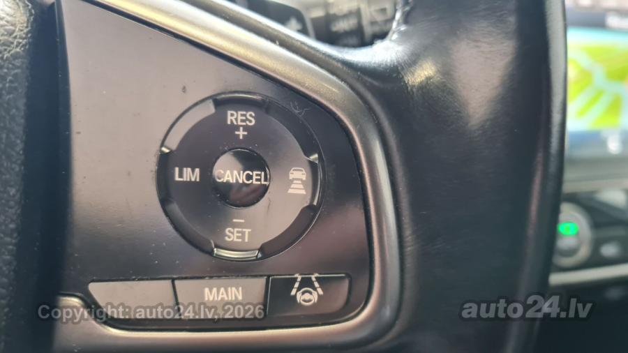 Grey Honda Civic 2020 in Tartu, with an engine capacity of 1.00 L and mileage of 174 thousand km for 11900 €, photo 17 on AUTOMOTO.COM.LV