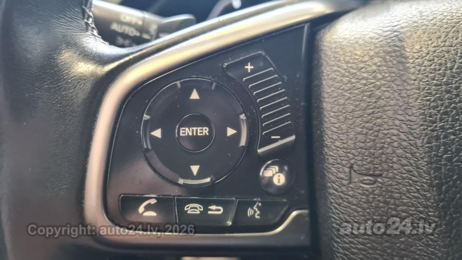 Grey Honda Civic 2020 in Tartu, with an engine capacity of 1.00 L and mileage of 174 thousand km for 11900 €, photo 18 on AUTOMOTO.COM.LV