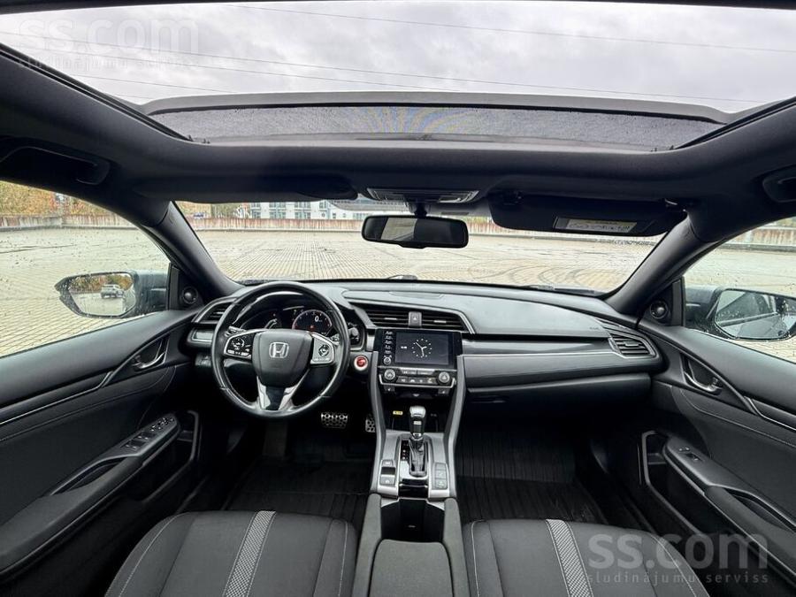 Pelēks Honda Civic 2020 Rīga, ar dzinēja tilpumu 1.50 L un nobraukumu 83 tūkst. km par 14750 €, foto 8 vietnē AUTOMOTO.COM.LV