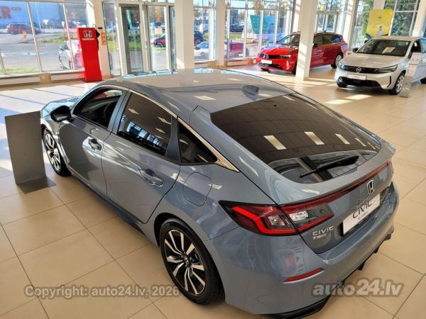 Grey Honda Civic 2024 in Parnu, with an engine capacity of 2.00 L and mileage of 0 thousand km for 33999 €, photo 7 on AUTOMOTO.COM.LV