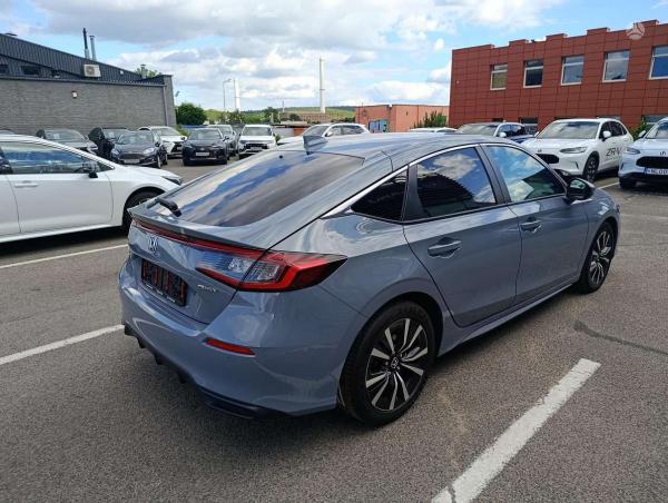 Pelēks Honda Civic 2025 Viļņa, ar dzinēja tilpumu 1.99 L un nobraukumu 46 tūkst. km par 27440 €, foto 4 vietnē AUTOMOTO.COM.LV