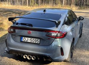 Pelēks Honda Civic 2025 Rīga, ar dzinēja tilpumu 2.00 L un nobraukumu 4 tūkst. km par 52500 €, foto 5 vietnē AUTOMOTO.COM.LV