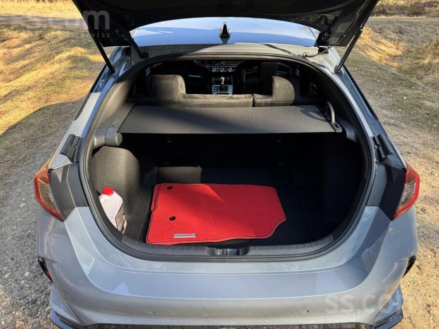Pelēks Honda Civic 2025 Rīga, ar dzinēja tilpumu 2.00 L un nobraukumu 4 tūkst. km par 52500 €, foto 11 vietnē AUTOMOTO.COM.LV