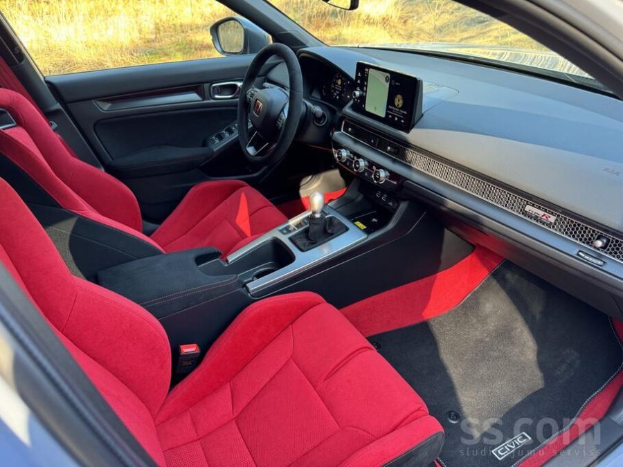 Pelēks Honda Civic 2025 Rīga, ar dzinēja tilpumu 2.00 L un nobraukumu 4 tūkst. km par 52500 €, foto 22 vietnē AUTOMOTO.COM.LV