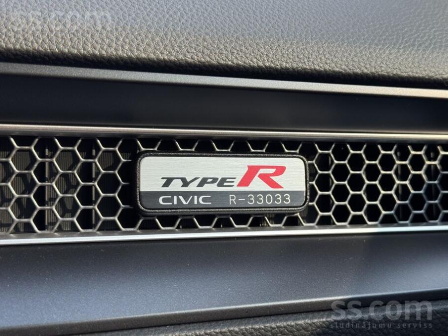 Pelēks Honda Civic 2025 Rīga, ar dzinēja tilpumu 2.00 L un nobraukumu 4 tūkst. km par 52500 €, foto 27 vietnē AUTOMOTO.COM.LV