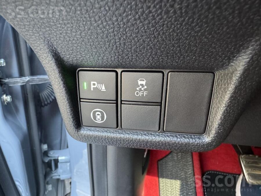 Pelēks Honda Civic 2025 Rīga, ar dzinēja tilpumu 2.00 L un nobraukumu 4 tūkst. km par 52500 €, foto 29 vietnē AUTOMOTO.COM.LV