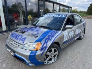 Pelēks Honda Civic 2003 Viļņa, ar dzinēja tilpumu 1.59 L un nobraukumu 140 tūkst. km par 400 €, foto  vietnē AUTOMOTO.COM.LV