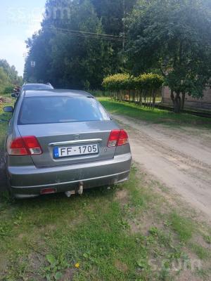 Pelēks Honda Civic 2004 Rīga, ar dzinēja tilpumu 1.50 L un nobraukumu 294 tūkst. km par 300 €, foto  vietnē AUTOMOTO.COM.LV