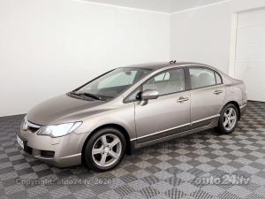 Grey Honda Civic 2006 in Tallinn, with an engine capacity of 1.80 L and mileage of 264 thousand km for 899 €, photo 3 on AUTOMOTO.COM.LV