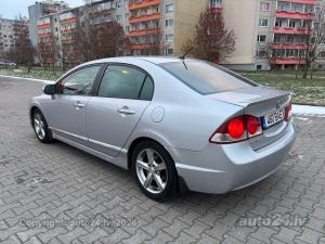 Grey Honda Civic 2007 in Tallinn, with an engine capacity of 1.30 L and mileage of 142 thousand km for 3300 €, photo 3 on AUTOMOTO.COM.LV