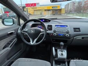 Grey Honda Civic 2007 in Tallinn, with an engine capacity of 1.30 L and mileage of 142 thousand km for 3300 €, photo 10 on AUTOMOTO.COM.LV