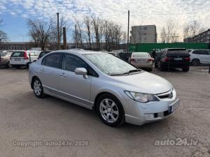 Grey Honda Civic 2007 in Tallinn, with an engine capacity of 1.80 L and mileage of 155 thousand km for 2699 €, photo 3 on AUTOMOTO.COM.LV