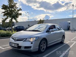 Серый Хонда Цивик 2007 в Рига, объемом двигателя 1.80 л и пробегом 340 тыс. км за 1200 €, фото  на AUTOMOTO.COM.LV