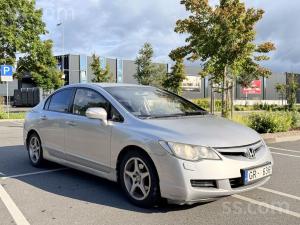 Серый Хонда Цивик 2007 в Рига, объемом двигателя 1.80 л и пробегом 340 тыс. км за 1200 €, фото 3 на AUTOMOTO.COM.LV