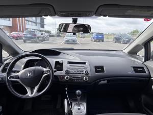 Grey Honda Civic 2007 in Tallinn, with an engine capacity of 1.80 L and mileage of 250 thousand km for 1800 €, photo  on AUTOMOTO.COM.LV