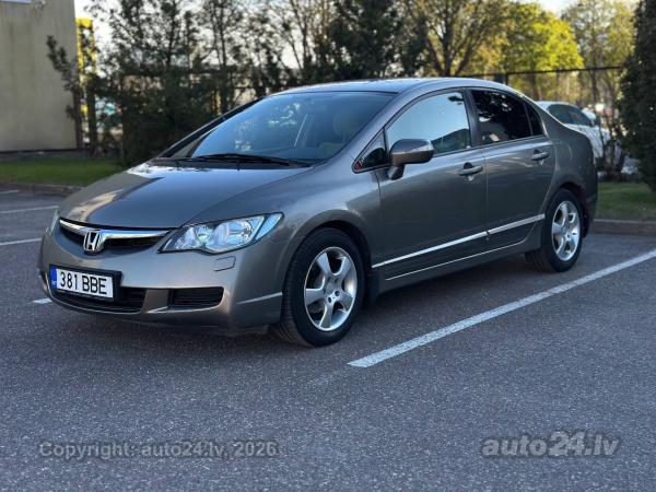 Pelēks Honda Civic 2008 Tallina, ar dzinēja tilpumu 1.80 L un nobraukumu 349 tūkst. km par 1499 €, foto 2 vietnē AUTOMOTO.COM.LV