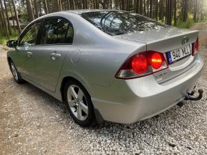 Pelēks Honda Civic 2008 Narva-Jēsū, ar dzinēja tilpumu 1.80 L un nobraukumu 146 tūkst. km par 2290 €, foto 17 vietnē AUTOMOTO.COM.LV