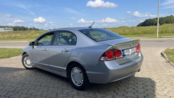 Pelēks Honda Civic 2008 Kauņa, ar dzinēja tilpumu 1.34 L un nobraukumu 244 tūkst. km par 2290 €, foto 6 vietnē AUTOMOTO.COM.LV
