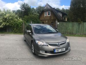 Pelēks Honda Civic 2008 Tallina, ar dzinēja tilpumu 1.80 L un nobraukumu 316 tūkst. km par 800 €, foto  vietnē AUTOMOTO.COM.LV