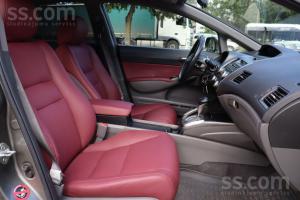 Pelēks Honda Civic 2008 Rīga, ar dzinēja tilpumu 1.40 L un nobraukumu 371 tūkst. km par 2790 €, foto 8 vietnē AUTOMOTO.COM.LV