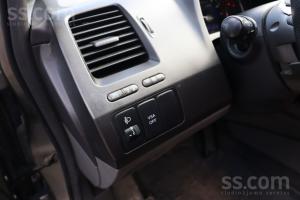 Pelēks Honda Civic 2008 Rīga, ar dzinēja tilpumu 1.40 L un nobraukumu 371 tūkst. km par 2790 €, foto 10 vietnē AUTOMOTO.COM.LV