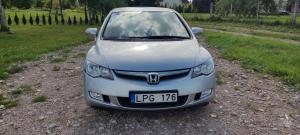Grey Honda Civic 2008 in Vilnius, with an engine capacity of 1.30 L and mileage of 230 thousand km for 1250 €, photo  on AUTOMOTO.COM.LV