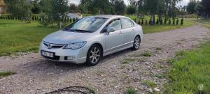 Grey Honda Civic 2008 in Vilnius, with an engine capacity of 1.30 L and mileage of 230 thousand km for 1250 €, photo 3 on AUTOMOTO.COM.LV
