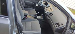 Grey Honda Civic 2008 in Vilnius, with an engine capacity of 1.30 L and mileage of 230 thousand km for 1250 €, photo 8 on AUTOMOTO.COM.LV