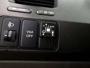 Pelēks Honda Civic 2008 Tallina, ar dzinēja tilpumu 1.80 L un nobraukumu 338 tūkst. km par 1899 €, foto 10 vietnē AUTOMOTO.COM.LV