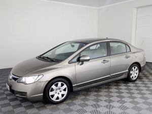 Pelēks Honda Civic 2008 Tallina, ar dzinēja tilpumu 1.80 L un nobraukumu 338 tūkst. km par 1899 €, foto 12 vietnē AUTOMOTO.COM.LV