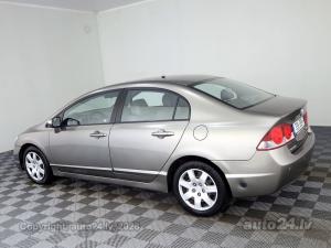 Серый Хонда Цивик 2008 в Таллин, объемом двигателя 1.80 л и пробегом 338 тыс. км за 1899 €, фото 5 на AUTOMOTO.COM.LV