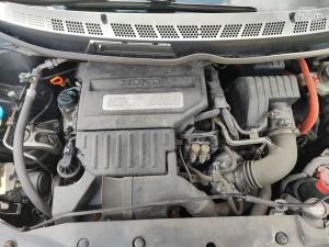 Pelēks Honda Civic 2009 Marijampole, ar dzinēja tilpumu 1.30 L un nobraukumu 183 tūkst. km par 2750 €, foto 18 vietnē AUTOMOTO.COM.LV